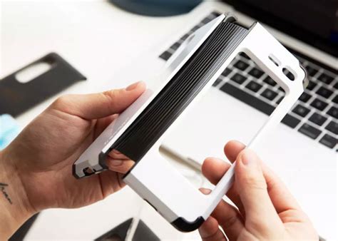 Galaxy Fold Las Nuevas Fundas Para Proteger La Bisagra Del Móvil Plegable