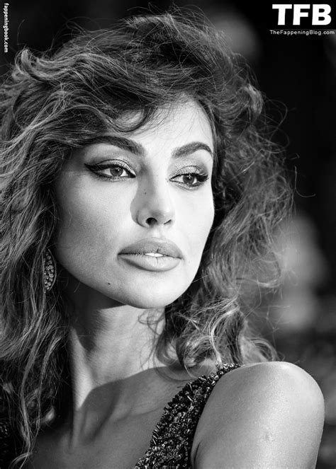 Mădălina Diana Ghenea Nude