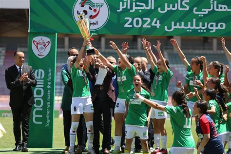 Le président Tebboune félicite l équipe féminine d Akbou الشروق أونلاين