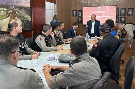 Der E Polícia Militar Assinam Convênio Para Fiscalização Das Rodovias