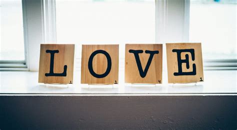 Serif Typography Complete Guide For Its Use And Benefits In Graphic Design