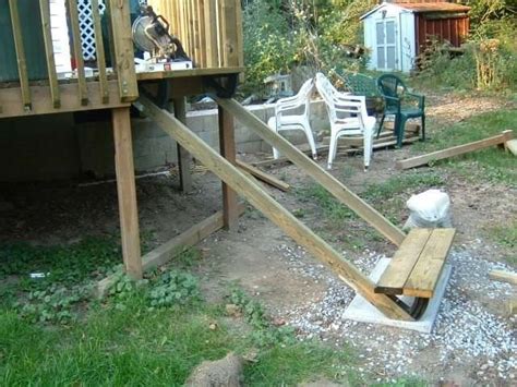 Landing Pad For Deck Stairs