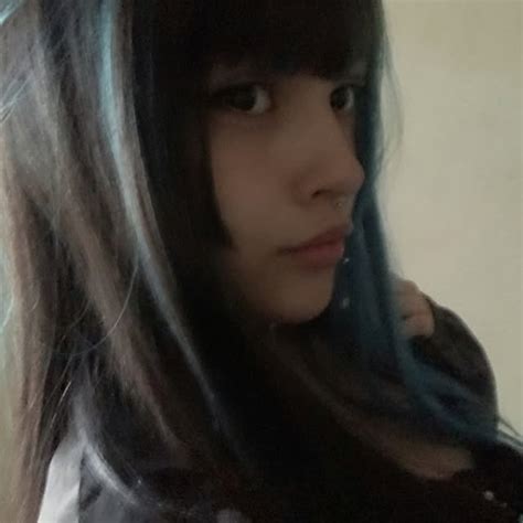 月 bel4 tsuki on Threads