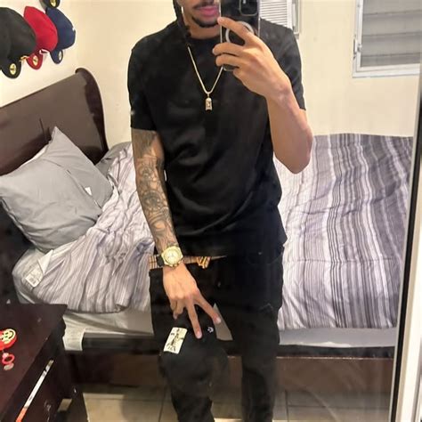 ᗴᒪiᗴᒪ Eliel 24 • Threads Say More