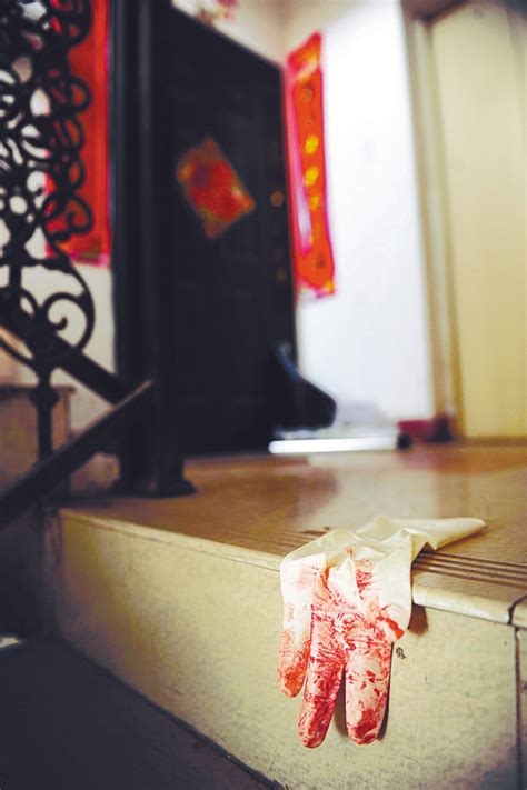 男子杀妻灭子后血书“为了人民”新闻中心新浪网