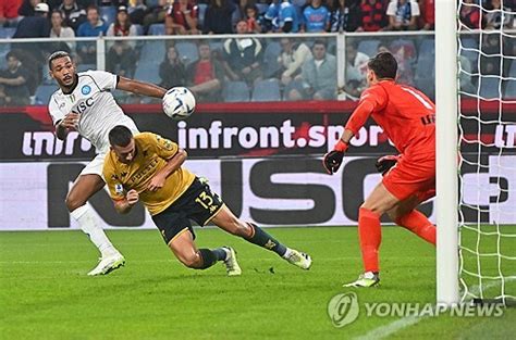 옛 나폴리 Df 김민재 못 잊는 친정팀에 일침수비 불안 이유가 Kim 이적 변명하지 마