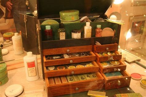 Original Max Factor Cosmetics Vintage Cosmetics Max Makeup Cosmetic Art