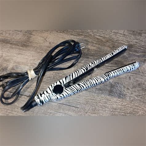 Ikonic Hair Ikonic Professional Ceramic Hair Straightener Flat Iron