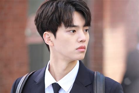 Conheça O Elenco De Love Alarm Série Coreana De Sucesso Da Netflix