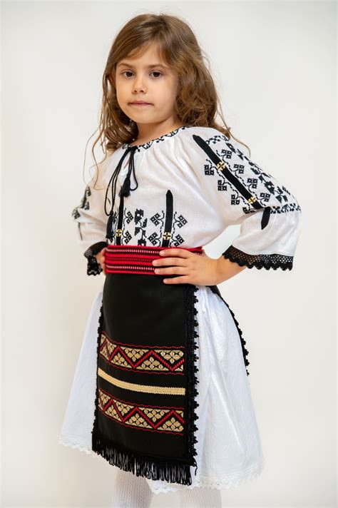 Costum Tradițional Fetiță Clara Ii Traditionale