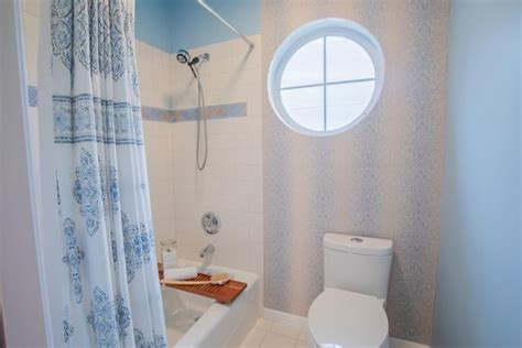 Bowie Gardley And Krystal Craig Realtors Updated June 2024 Contact Agent 19122 Beardslee