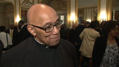 Archdiocese Of Chicago Reaches 800k Settlement Over Sex Abuse Claims