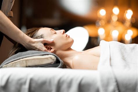 Revitalização Facial Clínica Hiraoka