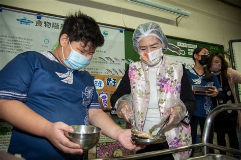 宜縣班班吃石斑魚首次供餐 林姿妙盼中央地方攜手讓孩子享用在地漁產 beanfun