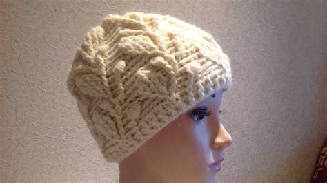 шапочка с шишечками связанная крючком Предварительное видео Youtube