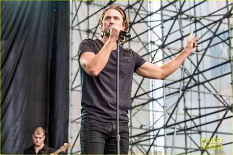 Aaron Tveit And Darren Criss Sing Show Tunes At Elsie Fest Photo