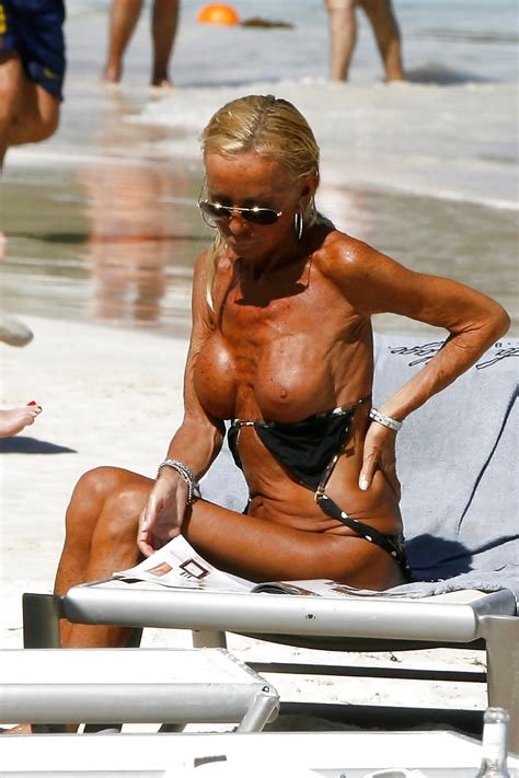 Célébrités à La Plage Photos Porno Photos Xxx Images Sexe 1529692