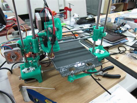Assembling My First 3d Printer Clickedyclick