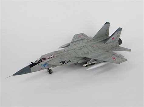 Миг-31 — Каропка.ру — стендовые модели, военная миниатюра
