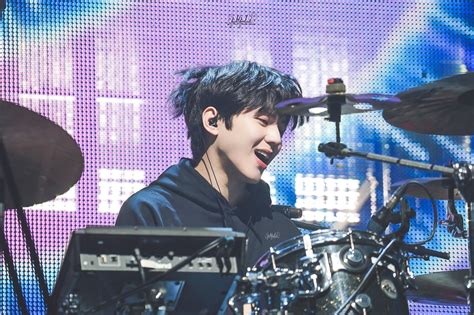 행복하게 드럼치는 갱얼쥐를 보면 행복해ㅜㅜ ㅈㅇ 윤도운 인스티즈 Instiz 연예 카테고리