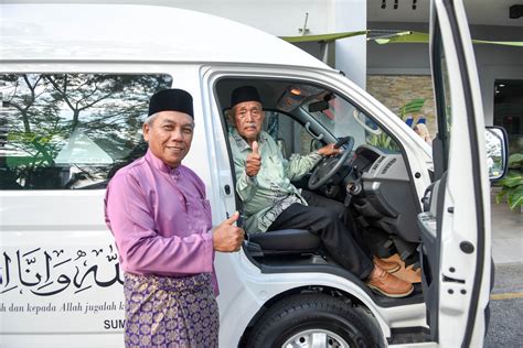 Penyerahan Van Jenazah Kepada Masjid Al Athar Felda Jengka 9 Kosma