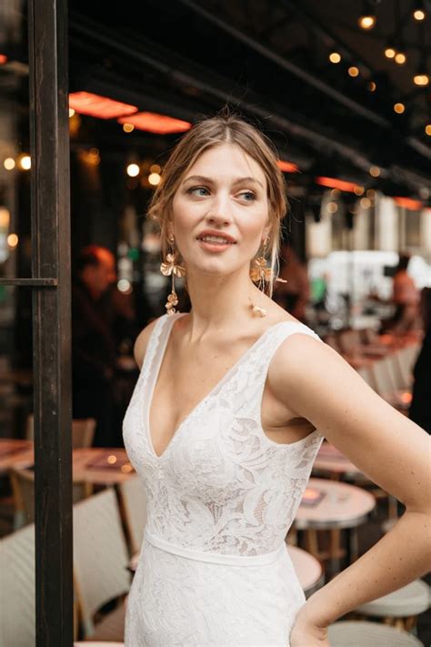 ROSIE Wedding Dress Show Off Your Curves Paperswan Bride