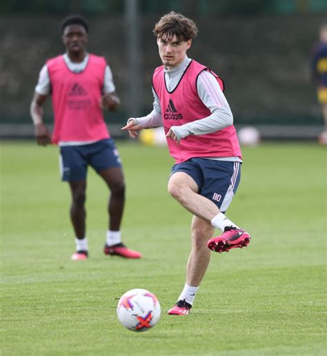 Photo Michal Rosiak Spotted In Arsenal Training Amid Unbelievable Form