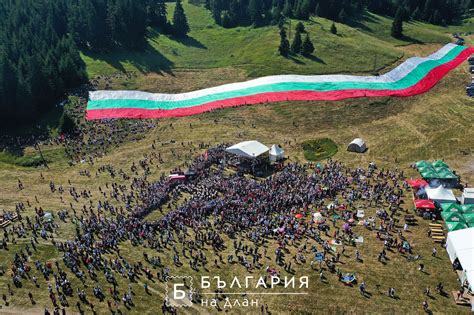 За ДЕЦАТА и ЖИВОТА стихове и още нещо ПЕСЕН ЗА БЪЛГАРИЯ Всяка педя в теб обичам Всеки
