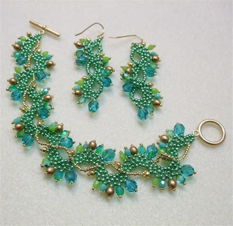 25 Unique Easy Beading Patterns Ideas On Pinterest Beaded Necklace