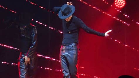 K Bambi Baekhyun Concert Lonsdaleite Youtube