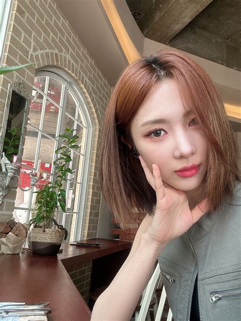 Dreamcatcher Community Posts Yoohyeon