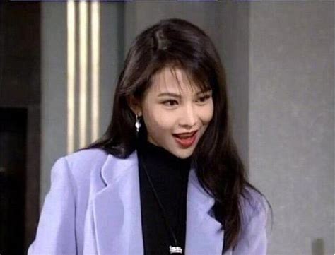 苏明玉与樊胜美代言原生家庭魔咒，娱乐圈里她们也曾经历过