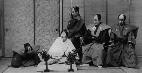 Seppuku Why Did The Samurai Cut Their Own Bellies The Online Dojo