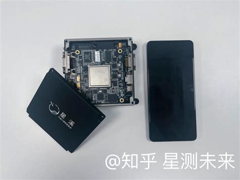 大模型向左，边缘端向右 从小处窥探ai应用前景 知乎