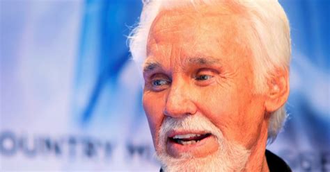 Country Music Legend Kenny Rogers Dies At 81 New Straits Times