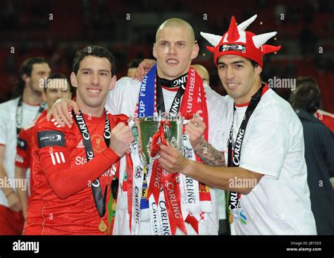 MAXI RODR GUEZ MARTIN LIVERPOOL FC WEMBLEY STADIUM LONDON ENGLAND 26