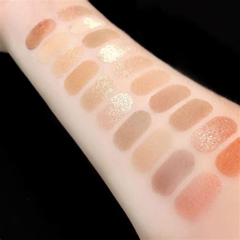 20 Color Glitter Eyeshadow Palette Beautygirl Pk