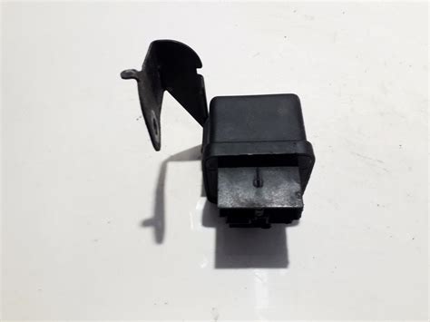 25230BN300 25230 BN300 Glow Plug Relay Nissan Almera Tino 2003 2 2L