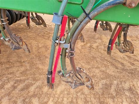 JOHN DEERE COMPLETE SEEDING RIG Pointwest Equipment