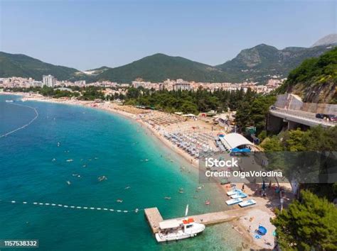 Стокове фото Вид З Повітря На Пляж В Місті Будва Чорногорія Балкани Адріатичне Море Європа