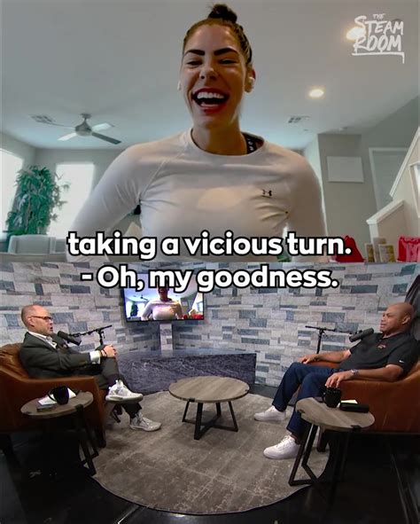 Kelsey Plum Roasts Charles Barkley With Vicious Comment On His