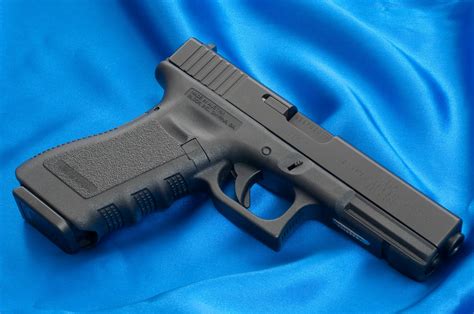 🔥 [50 ] Glock 17 Wallpapers Wallpapersafari