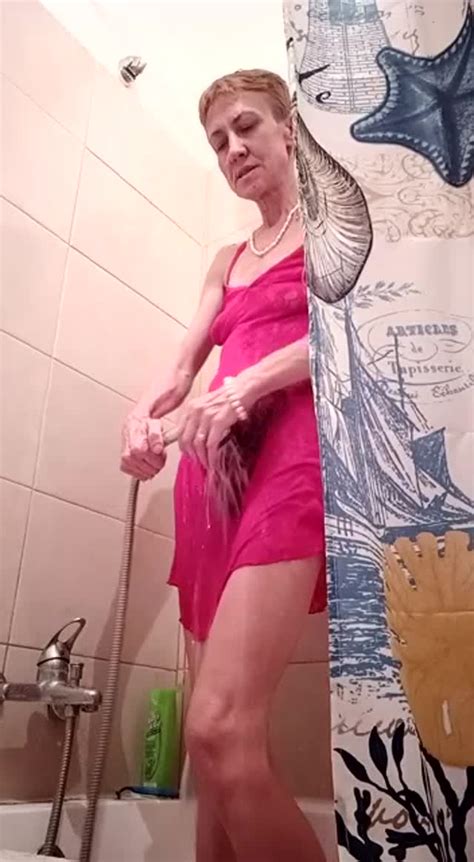 Shower Red Time Sexygeny Clips4sale