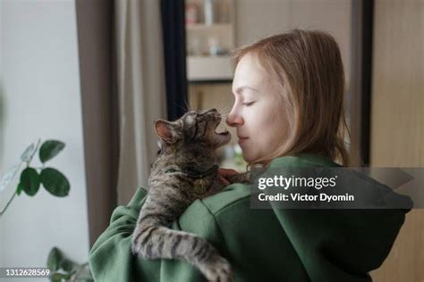 Nose Bite Photos And Premium High Res Pictures Getty Images