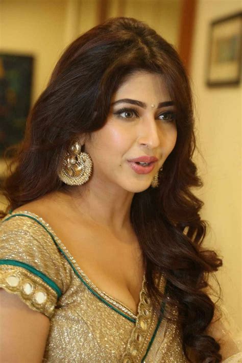 Sonarika Bhadorias More Pics In This Saree Sonarika Bhadoria