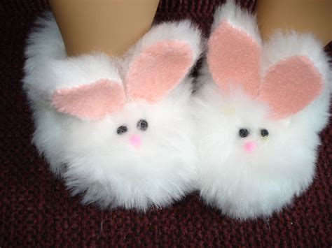 Тапочки в подарок? Почему дарить тапочки дурной тон? | Rabbit slippers ...
