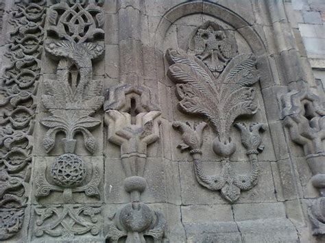Erzurum Çifte Minareli Medrese Islamic Art Old Symbols Lion Sculpture
