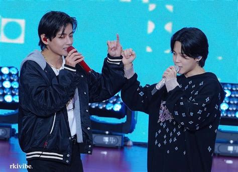 Bts Community Posts ‏🐥انا شاكر جدًا تايهيونقي فعل هذا النوع من الحدث