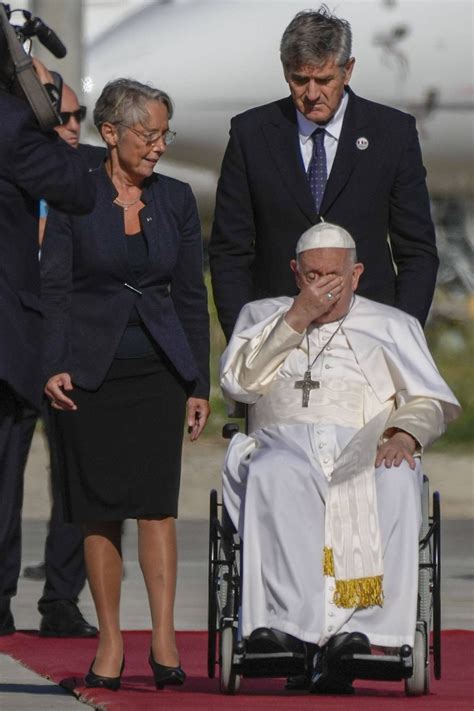 Les images de la visite historique du pape à Marseille