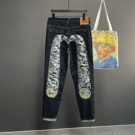 Джинсы Evisu - купить с доставкой по выгодным ценам в интернет-магазине ...